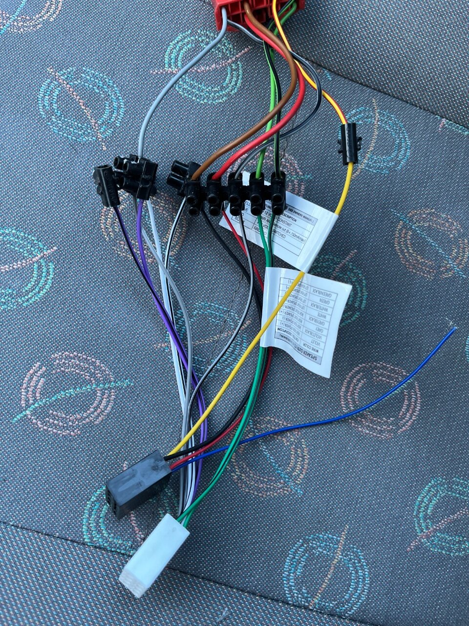 Cablage autoradio - ATELIER - EQUIPEMENT - Forum Super 5